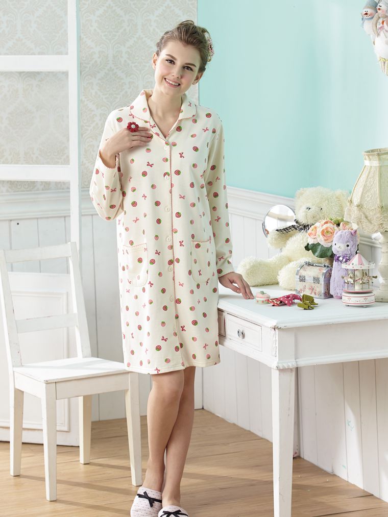 蘿芙蕾 ROVERY ： 貼心內著。幸福全家